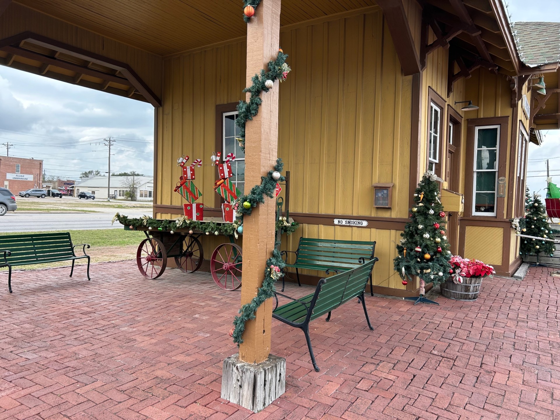 Preparing for North Pole Flyers - Austin Steam Train Association